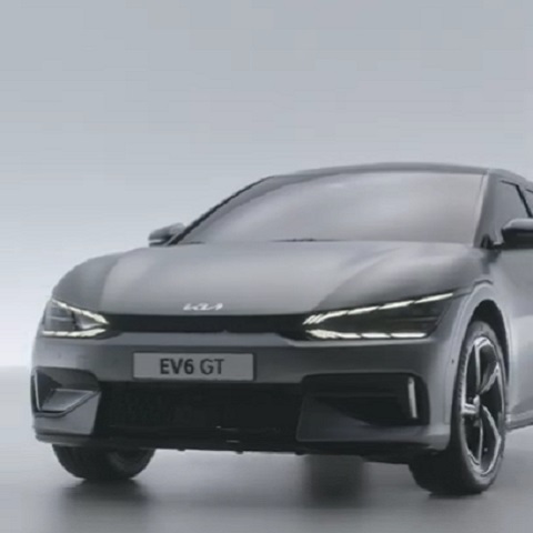 전기차 패러다임 전환 - E-GMP로부터 탄생한 기아 EV6, '2022 유럽 올해의 차' 수상 | #Shorts