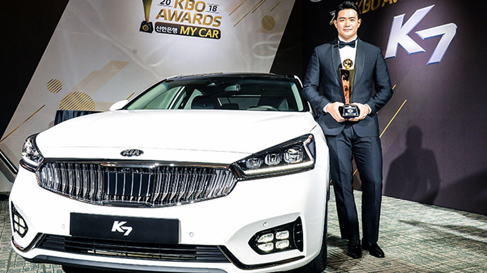 KBO리그 MVP 김재환 선수 ‘K7’ 탄다